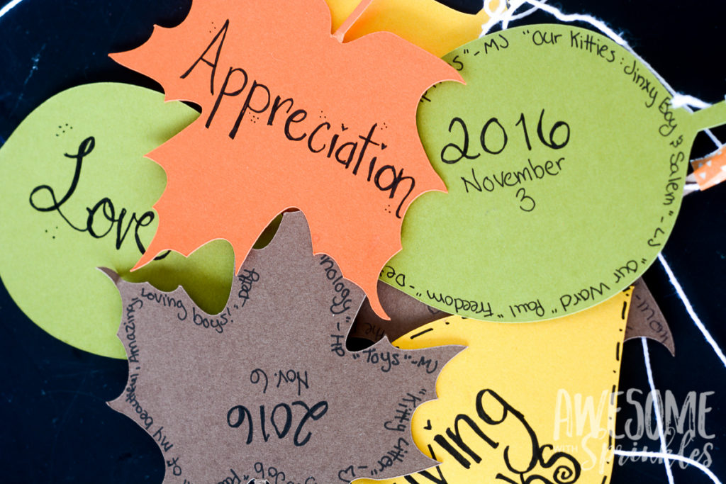 Thankful Tree with Printable Leaves and Craft Idea Round-up - Awesome ...